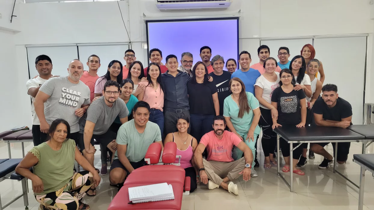 Un avance histórico en salud: Salta gradúa a sus primeros ...